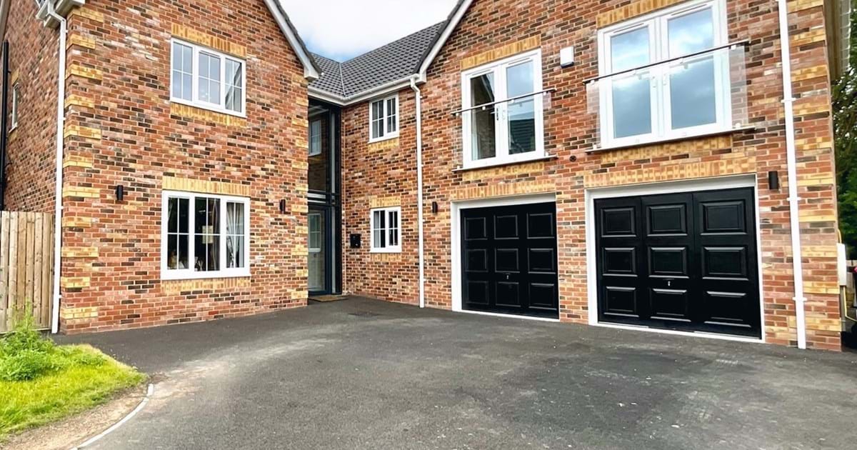 Estate Agent Sheffield and Rotherham and Worksop | 2Roost